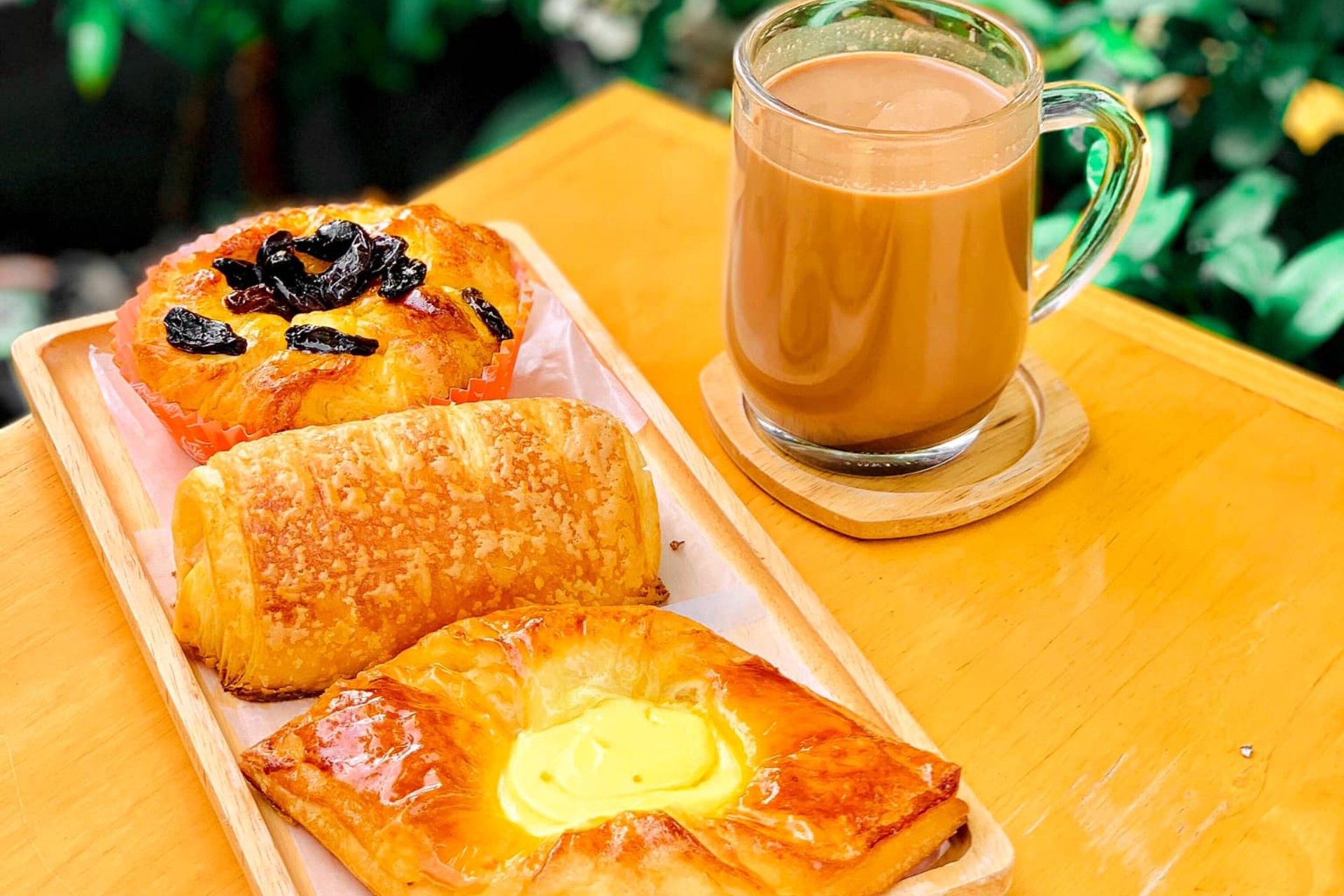 Little Bee Bakery | MyanLife - Life Experience